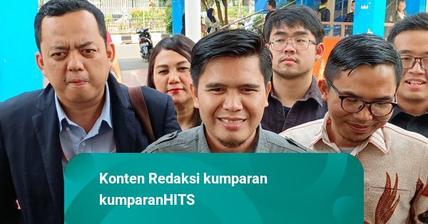 ALMI Kembali Laporkan Rebecca Klopper ke Polisi Terkait Video Syur Mirip Dirinya | kumparan.com